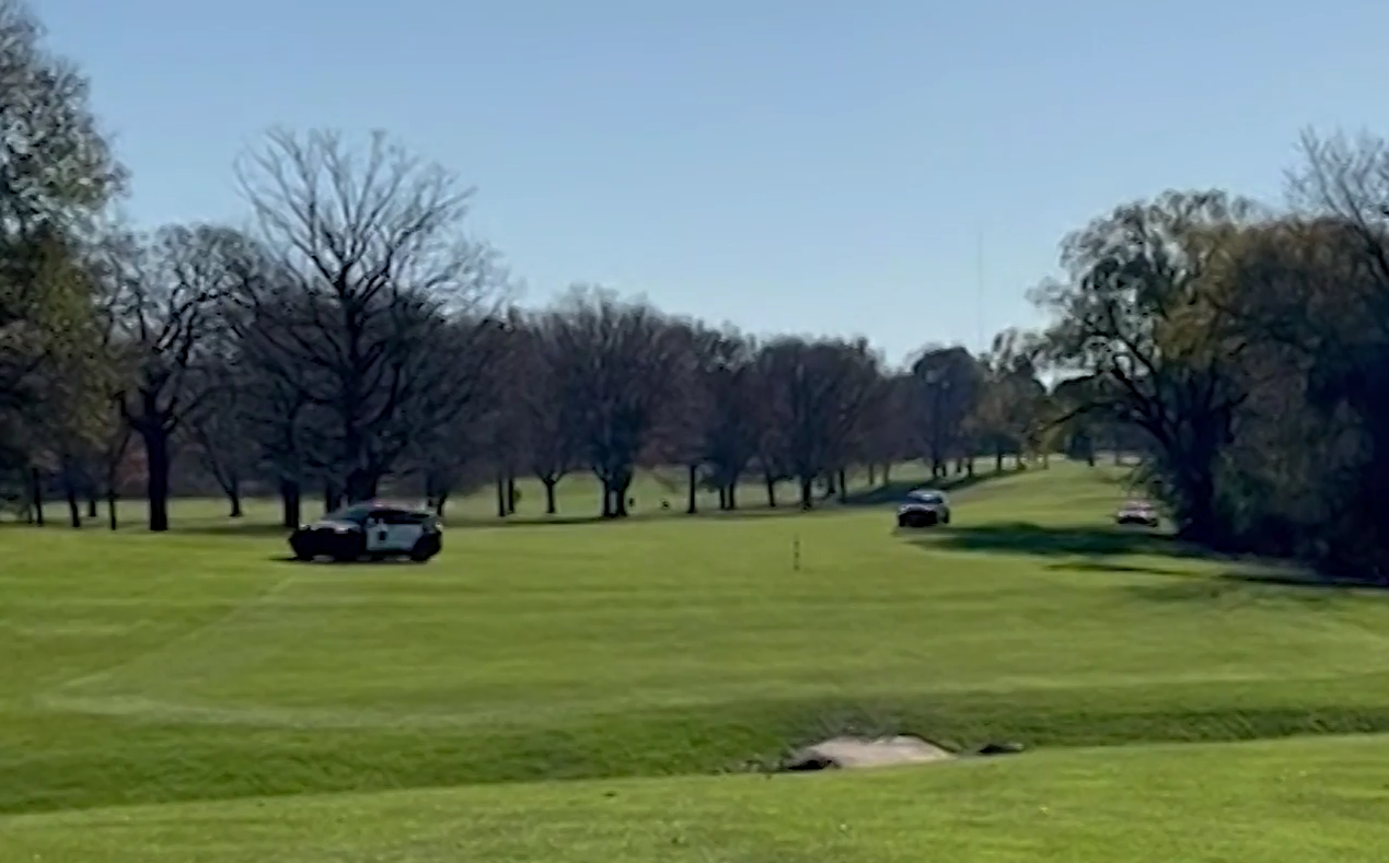 This incredible video of a high-speed golf course car…