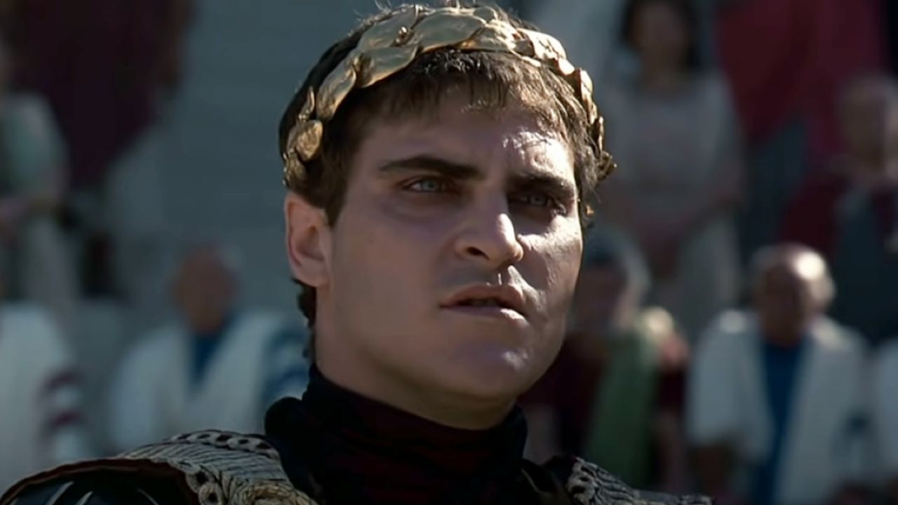 7 Memorable And Scene-Stealing Movie Scenes From…