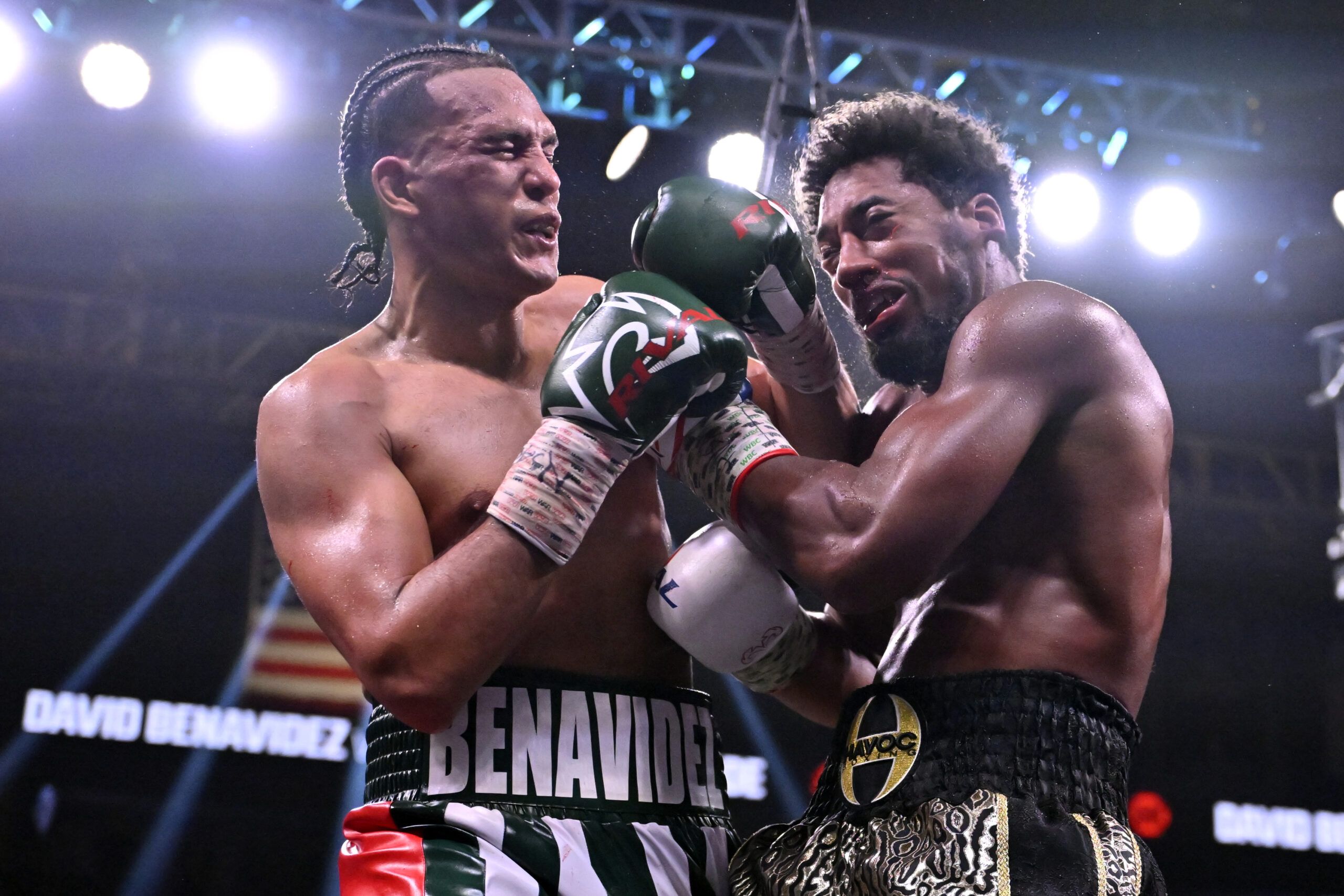 David Benavidez def. Demetrius Andrade: Best photos…