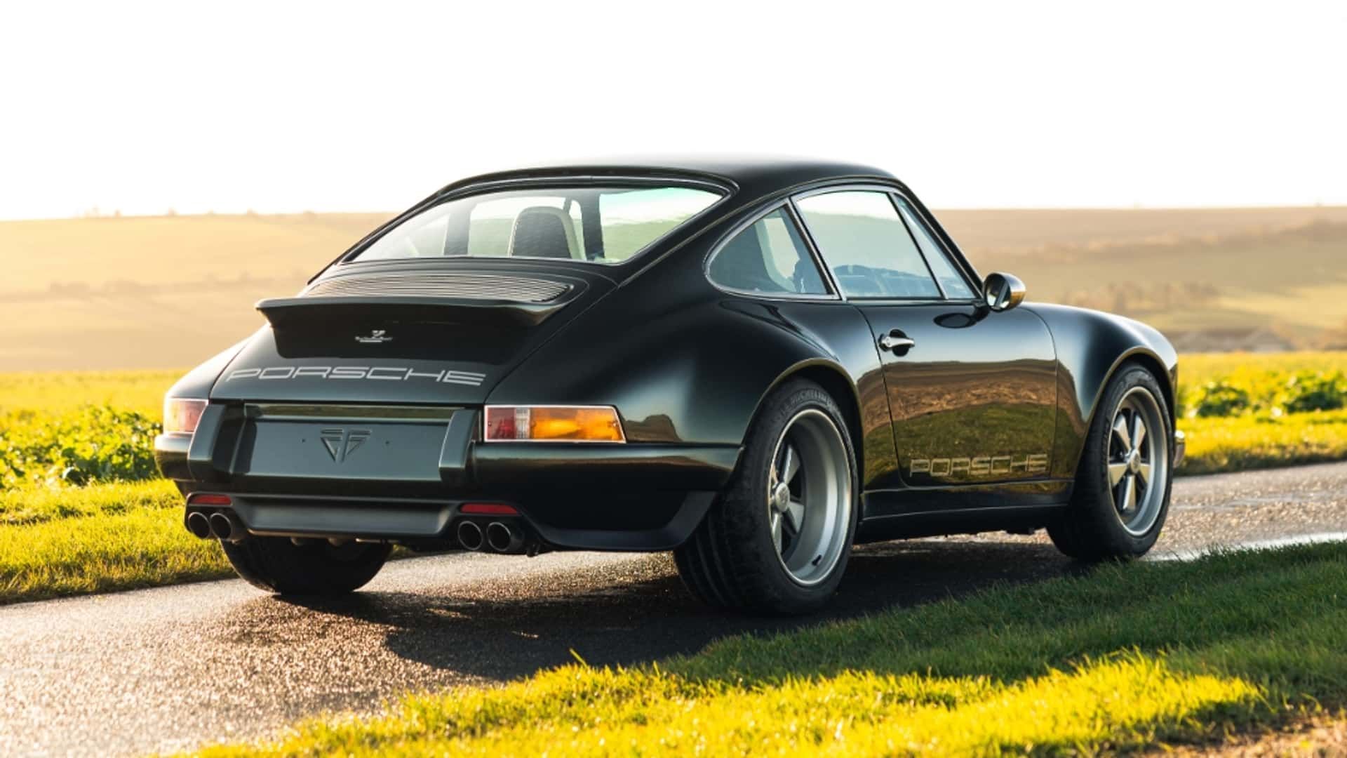 This Gorgeous Porsche 911 Restomod Has A Carbon Body…