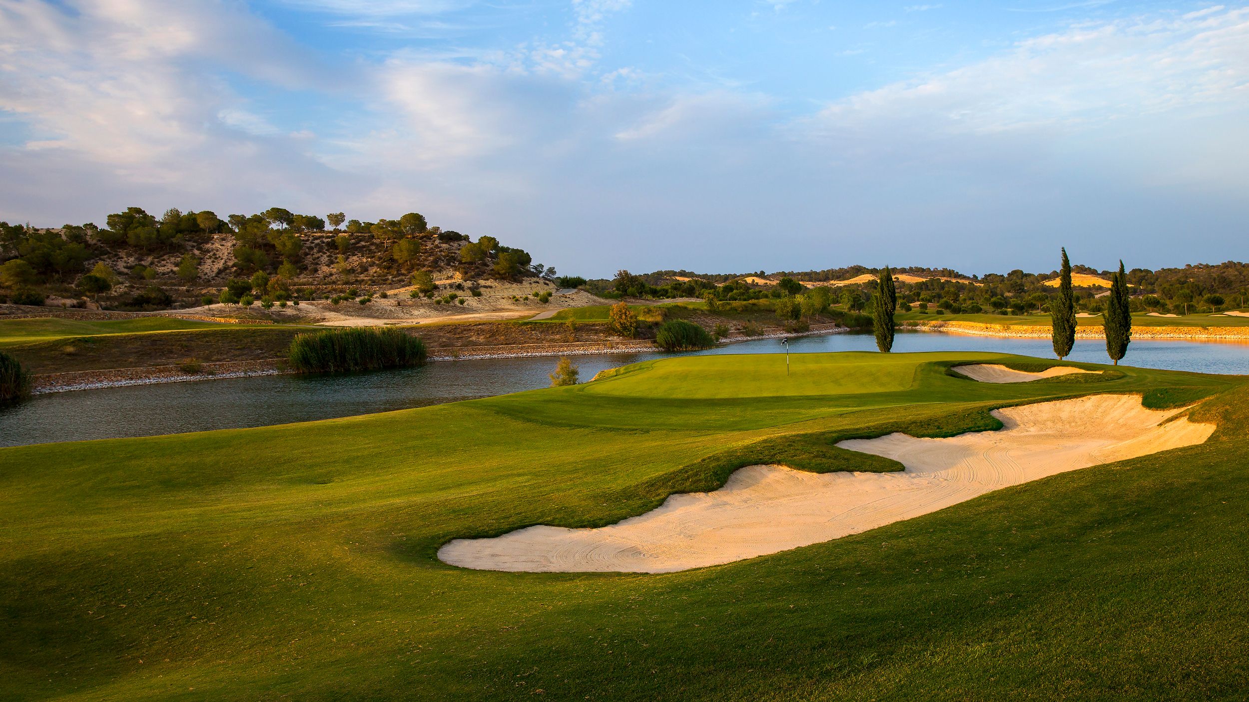 Las Colinas Golf and Country Club Course Review, Green…