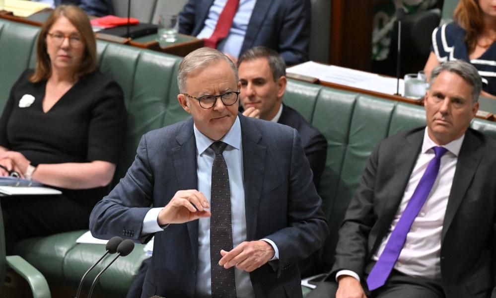 Anthony Albanese says protest at Melbourne hotel of…