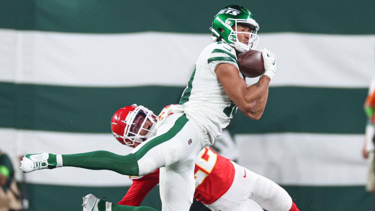 Jets’ Allen Lazard Explains What ‘Hurt More’ About…