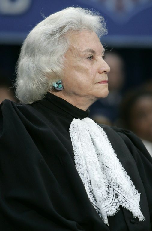 Former Supreme Court Justice Sandra Day O'Connor Dies…