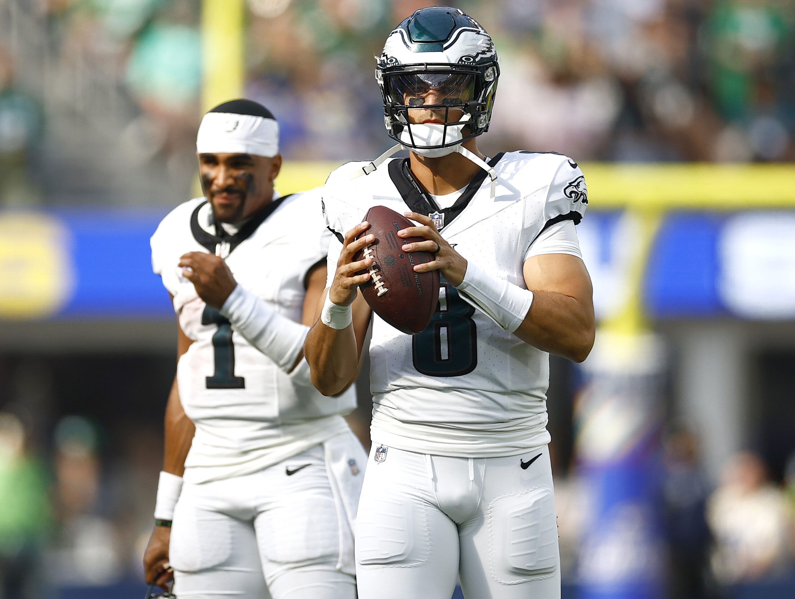 Twitter reacts to David Carr saying Eagles should…