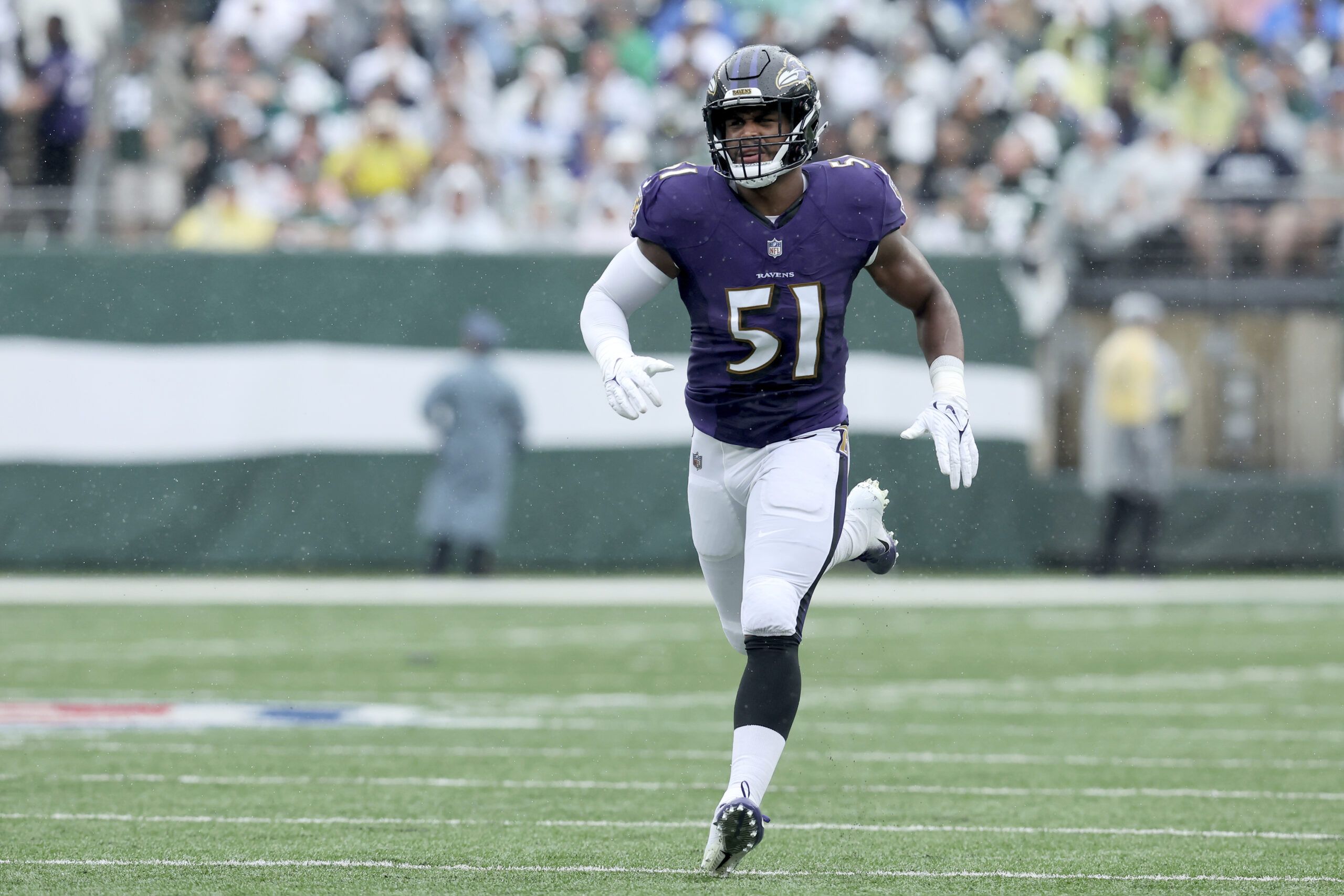 Ravens elevate LB Josh Ross from practice squad for…