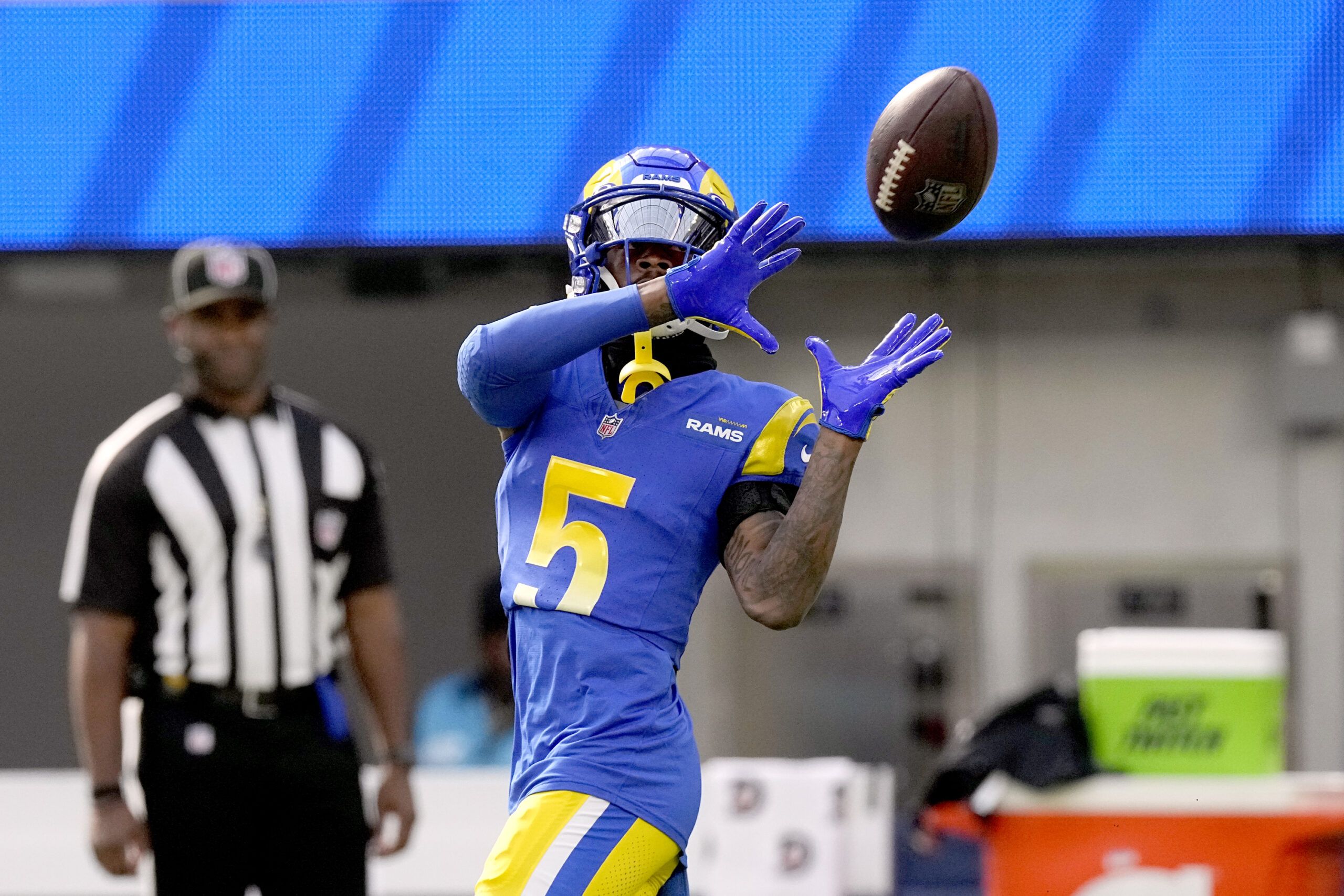 Tutu Atwell exits game vs. Ravens, evaluated for…