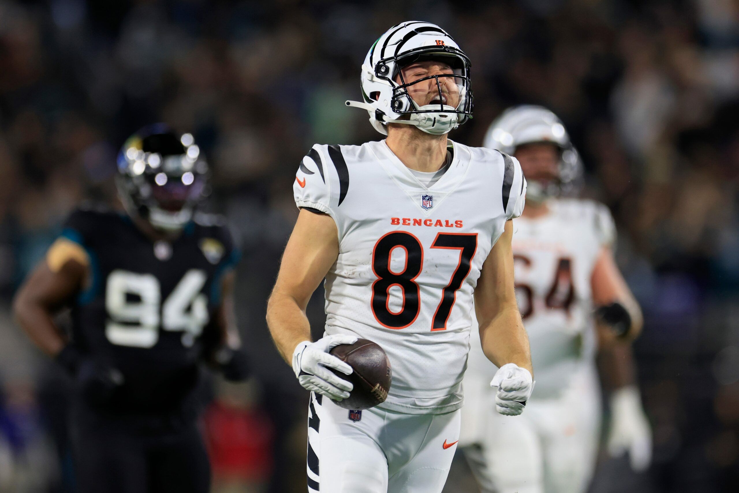 Watch: Bengals TE Tanner Hudson scores 1st NFL TD vs.…