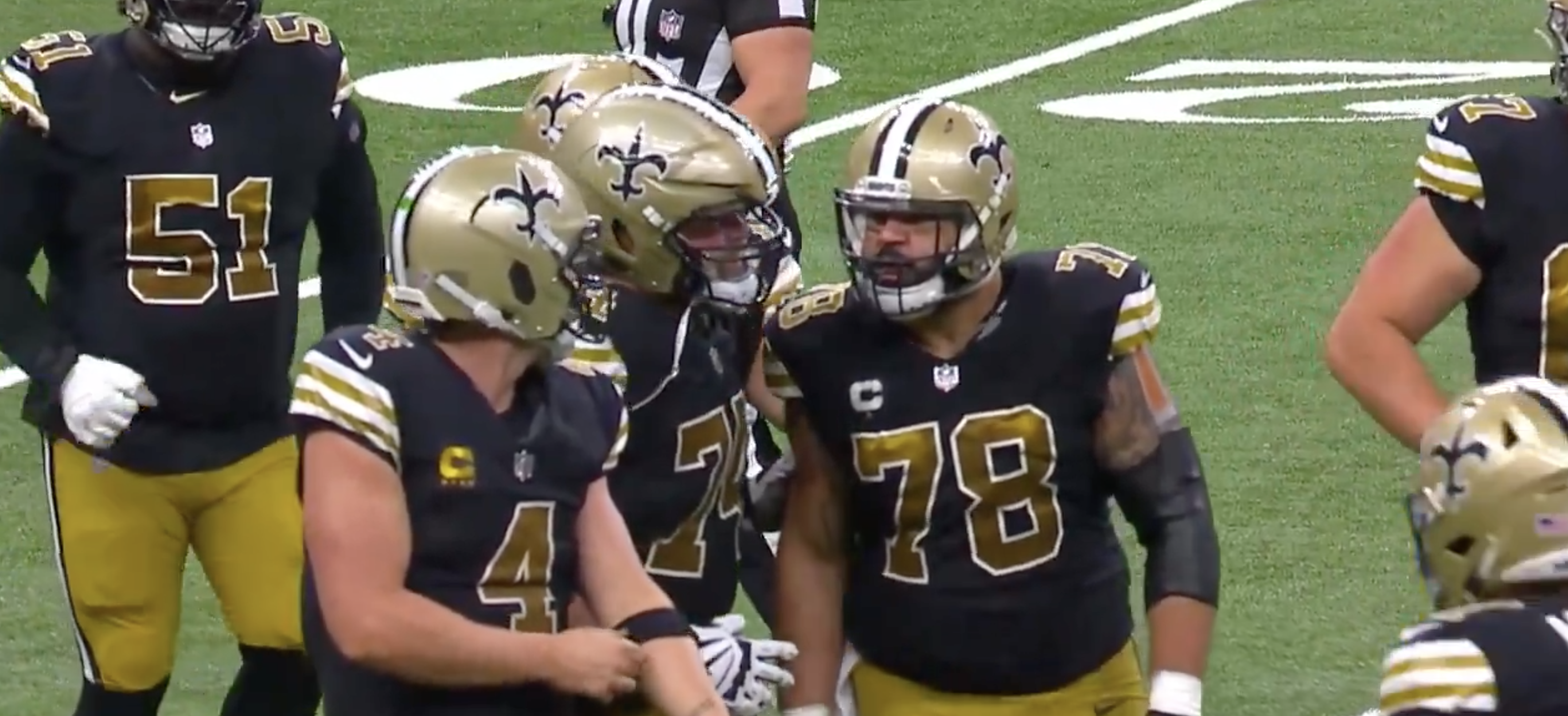 Derek Carr and Saints center Erik McCoy got into a…