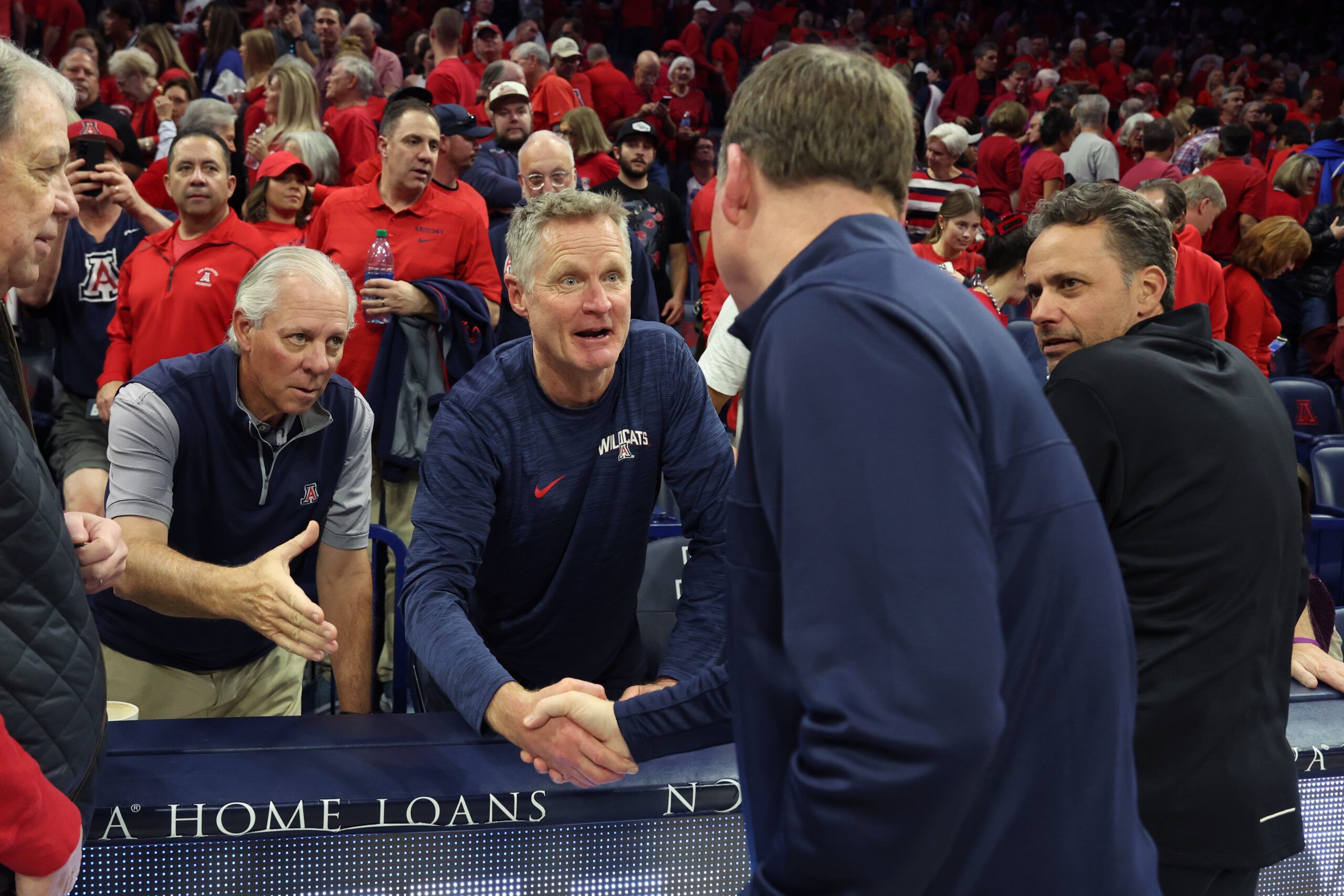 Steve Kerr returns to alma mater to watch Arizona vs.…