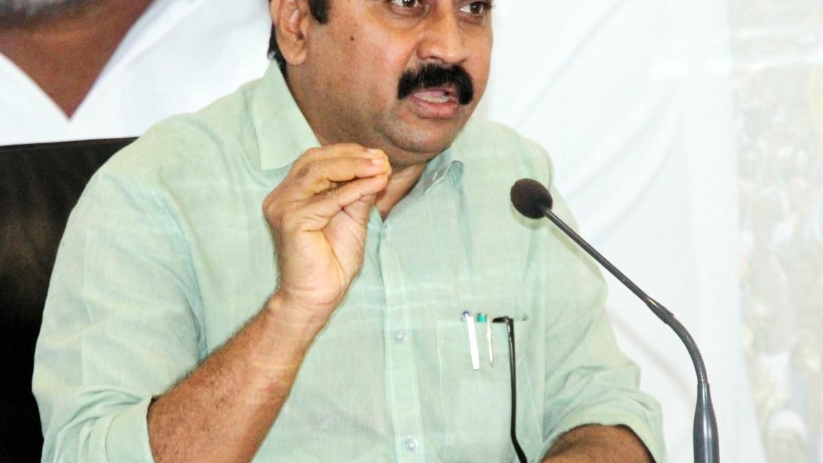 Followers of Alla Ramakrishna Reddy resign from YSRCP…