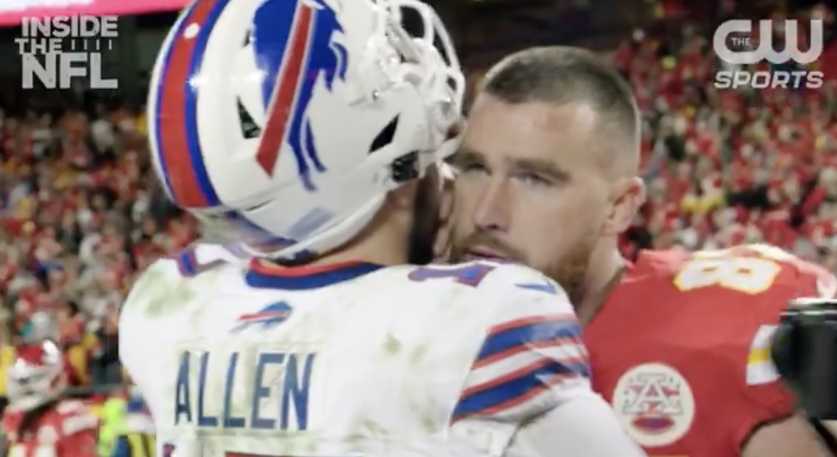 Mics Caught Travis Kelce’s Classy Message to Josh…