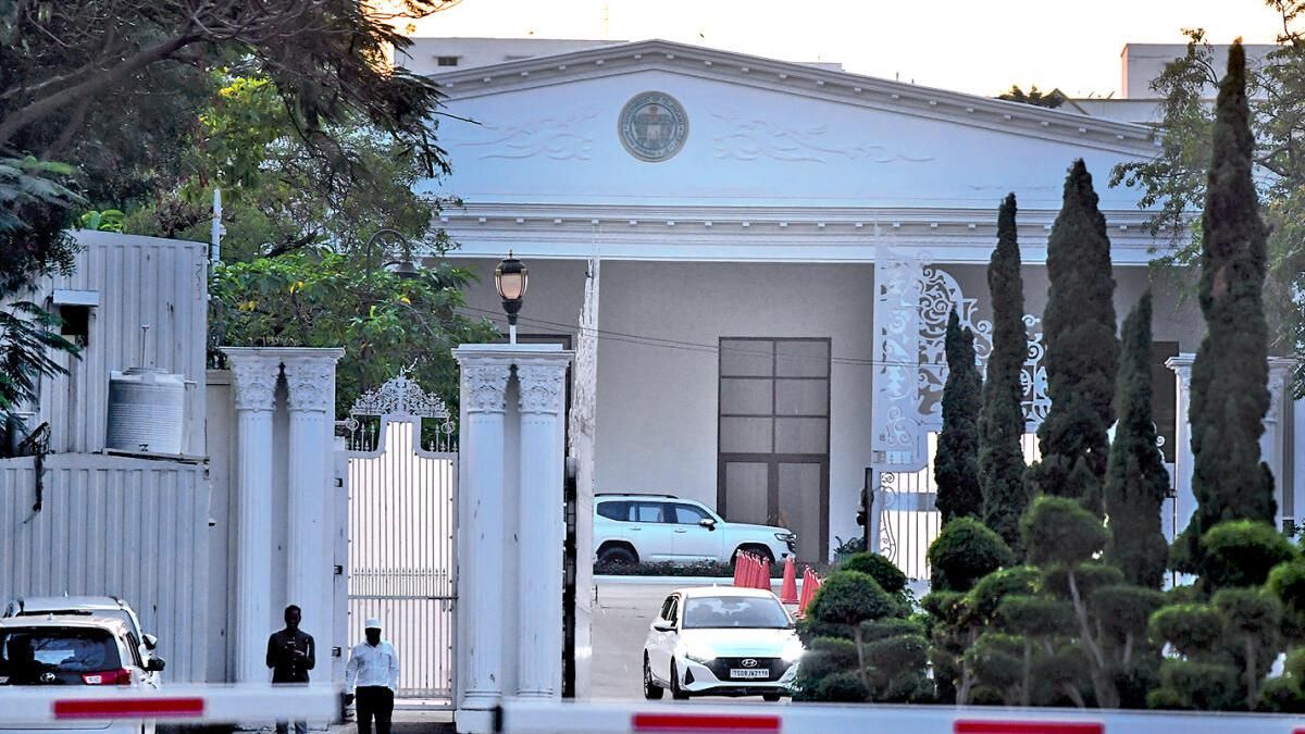 Residential building in Praja Bhavan made official…