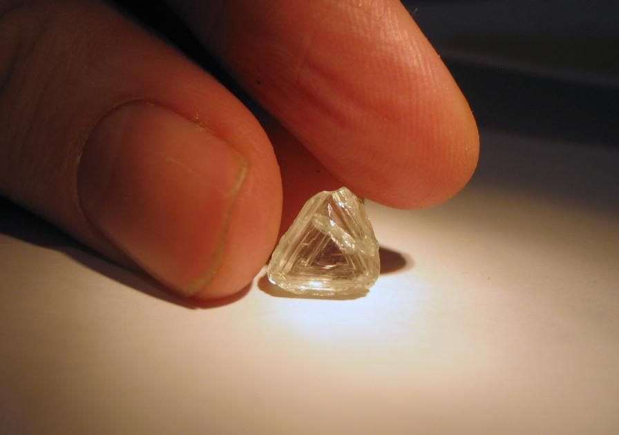 Scots discover ultra-hard material to rival diamond…