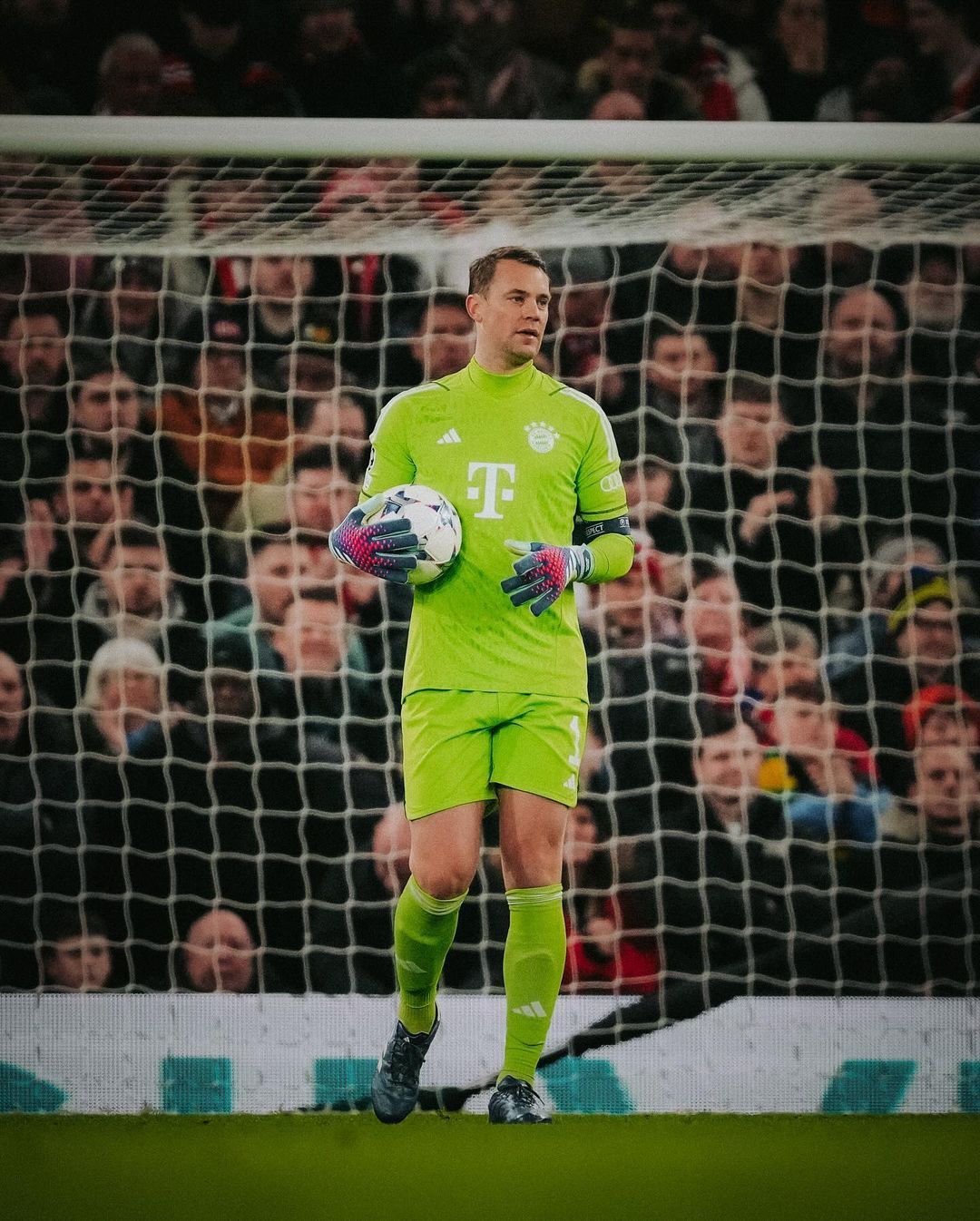 Manuel Neuer: Mastery, Command, and Confidence in…