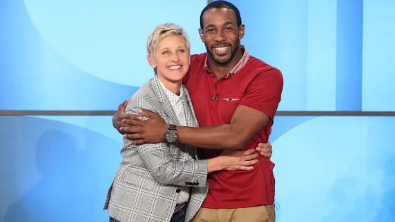 Ellen DeGeneres Paid Tribute To tWitch One Year After…