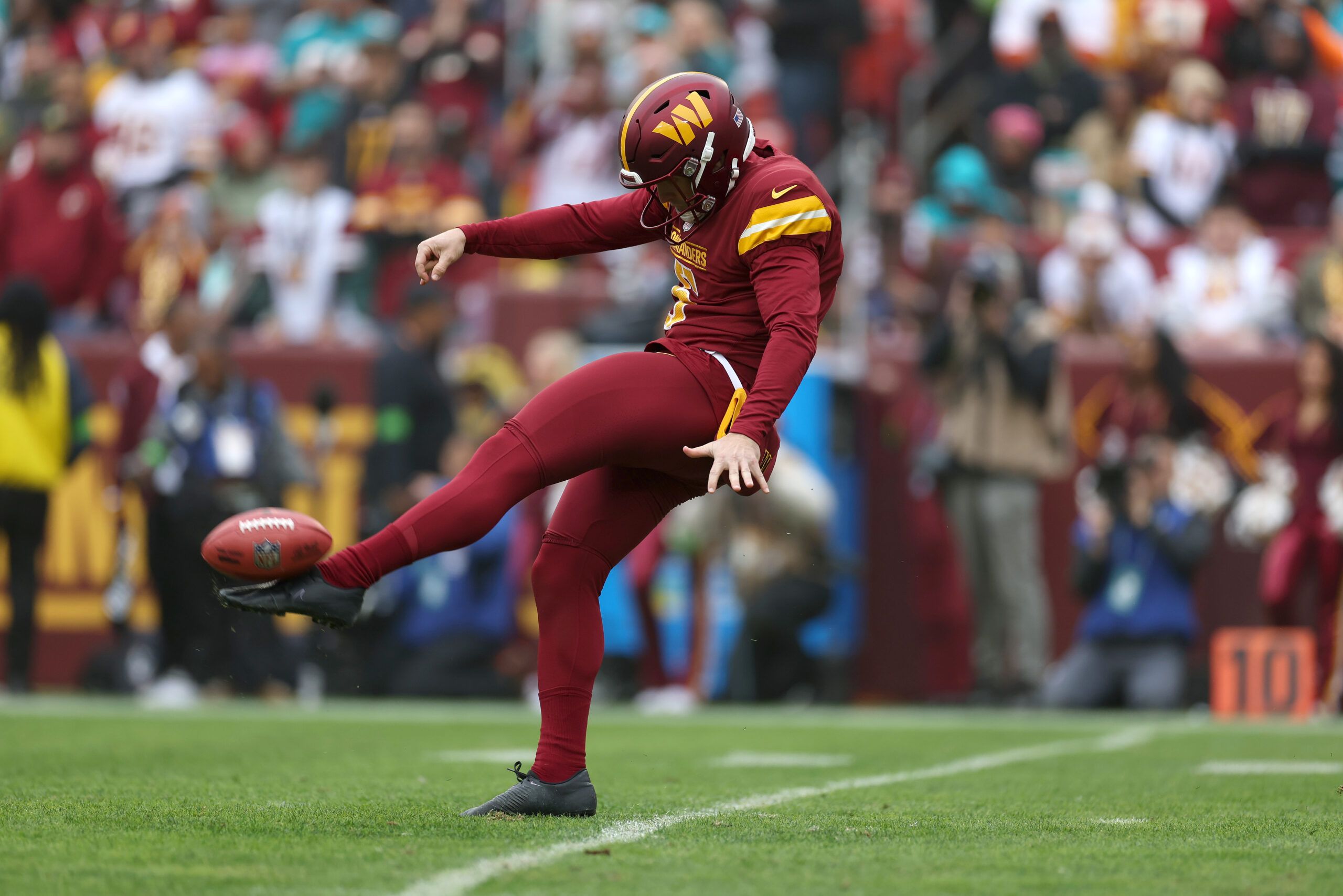 Commanders P Tress Way evaluated for concussion after…