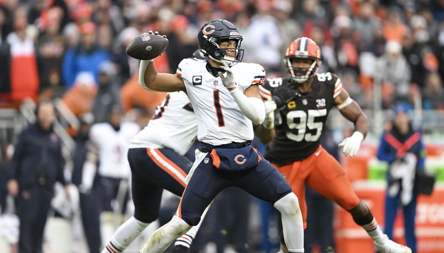 The Browns made Jay Cutler rich — and 10 years later…