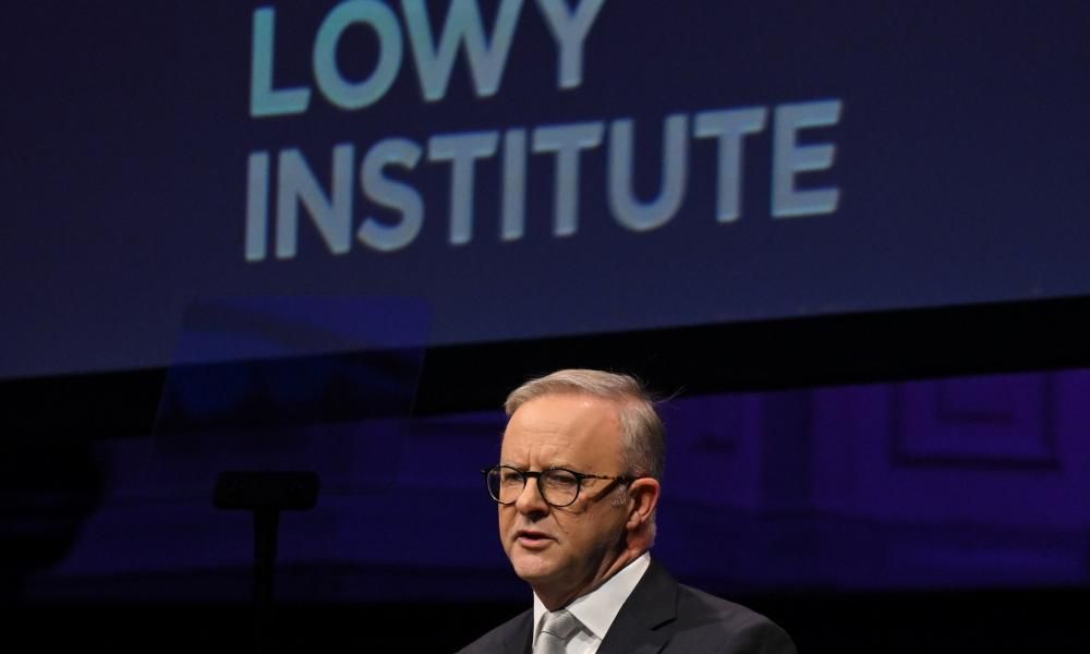 Phone service slowly returns to flood-hit areas – as…