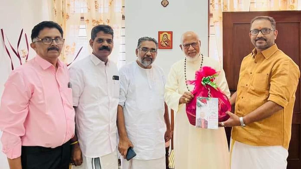 Kerala BJP leaders visit Cardinal George Alencherry,…