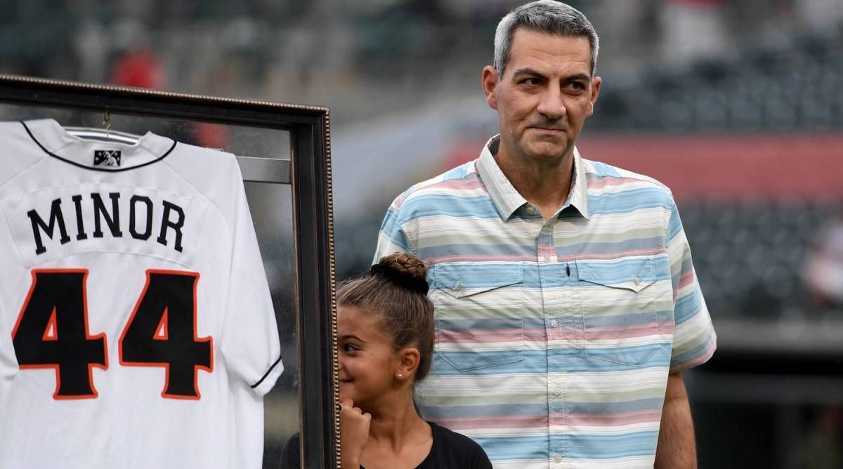 Sports Illustrated - Oklahoma Great Ryan Minor, Who…