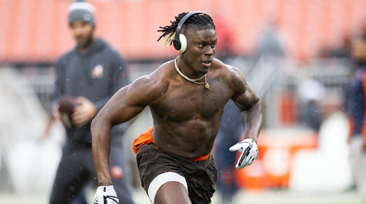 David Njoku’s Self-Deprecating Comment on Browns Post…