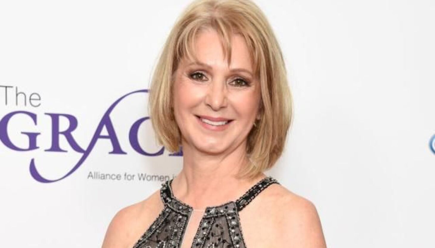 Dixie Chicks founding member Laura Lynch dies in Texas…
