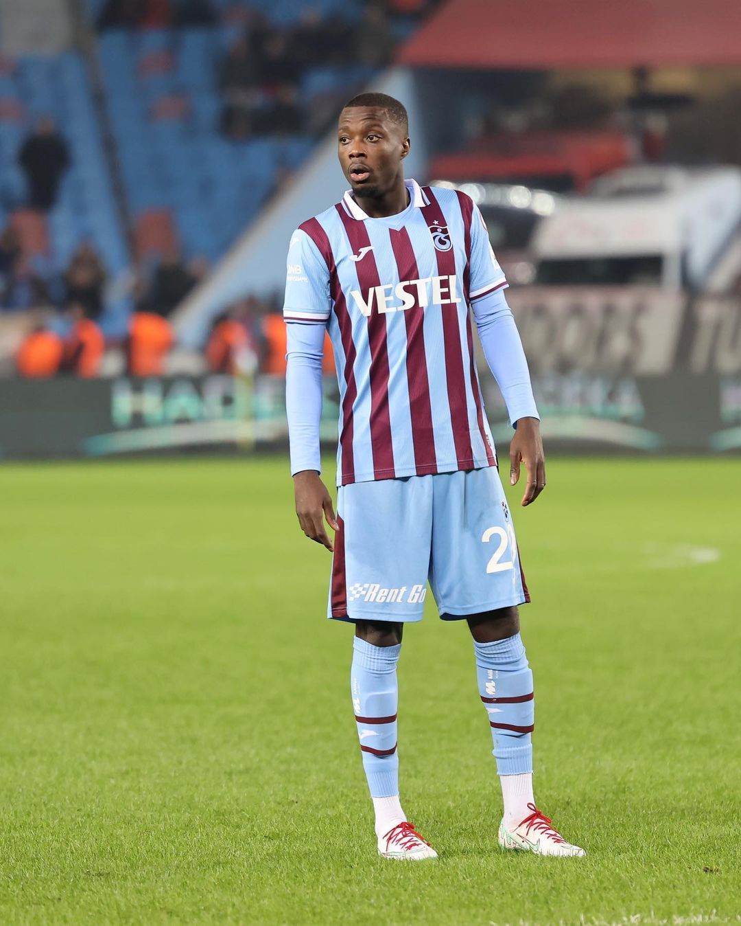 Nicolas Pepe Returns with Vibrant Energy and Sporting…