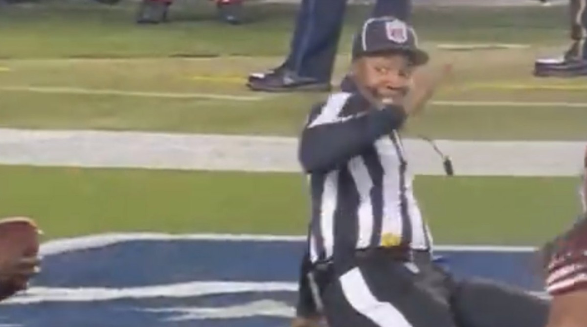 NFL Fans Couldn’t Stop Laughing at the Face the Ref…