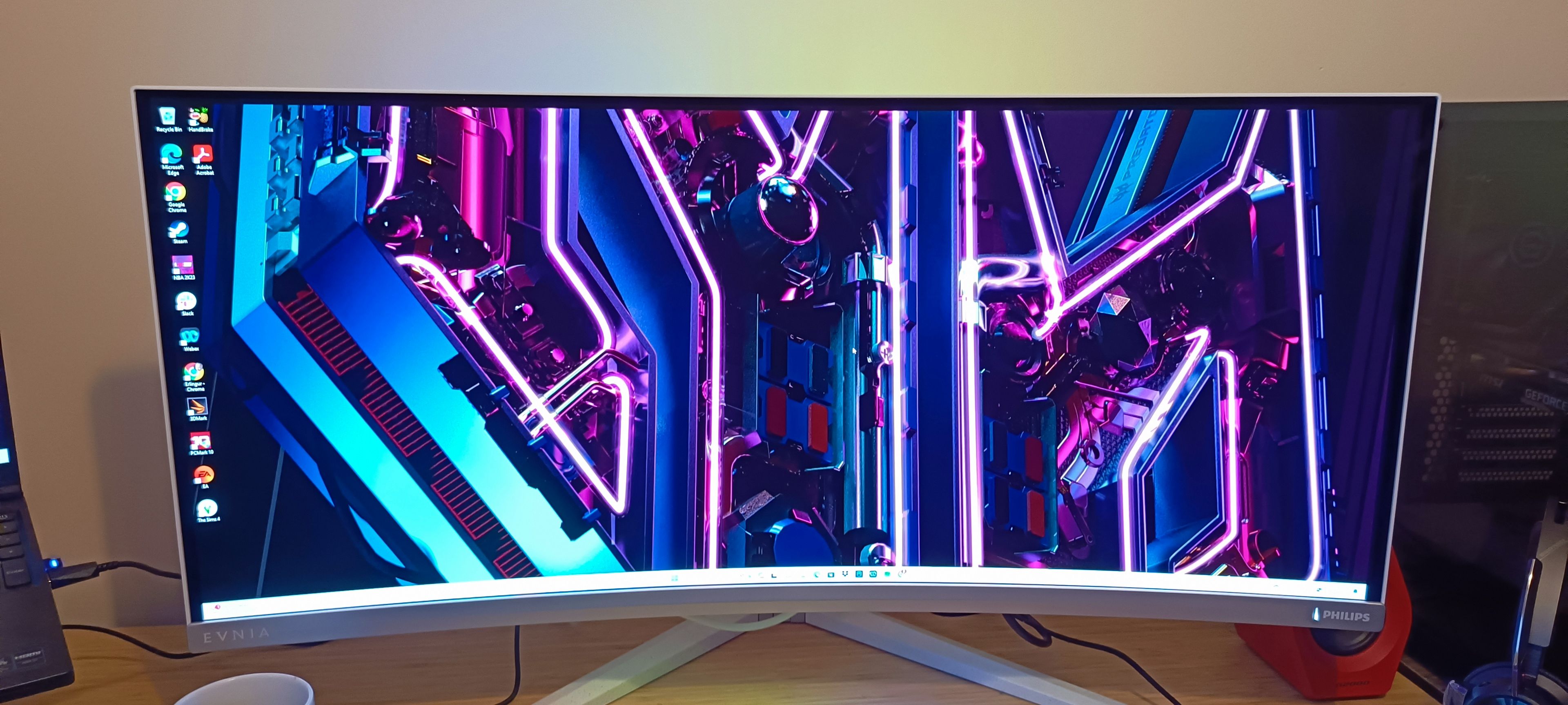 Philips Evnia 34M2C8600 review: gorgeous curved OLED…