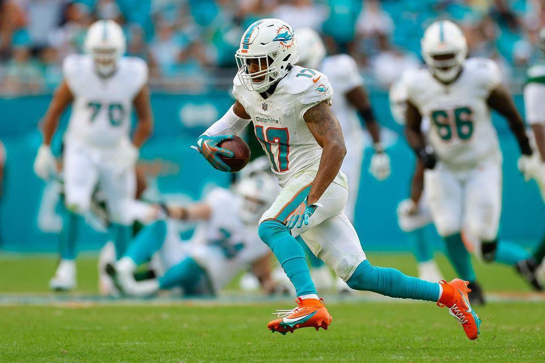 Miami Dolphins Receiver Jaylen Waddle Sidelined With…