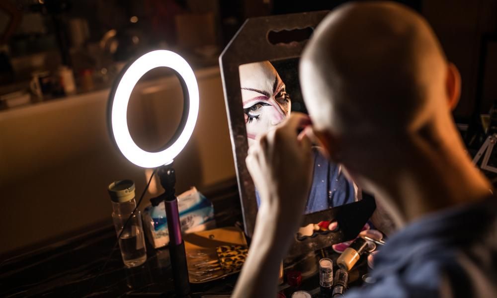 Luda by Grant Morrison review – dark arts and drag acts