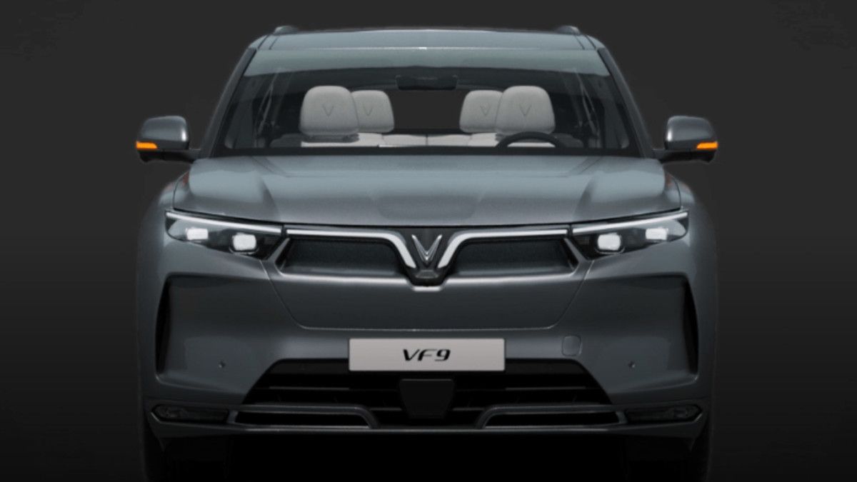 VinFast sells electric vehicles a way that Tesla…