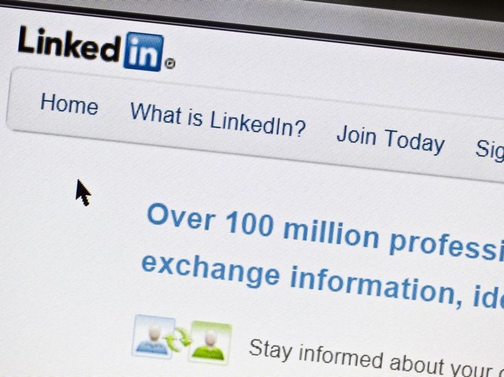 LinkedIn adding new training features, news feeds and…