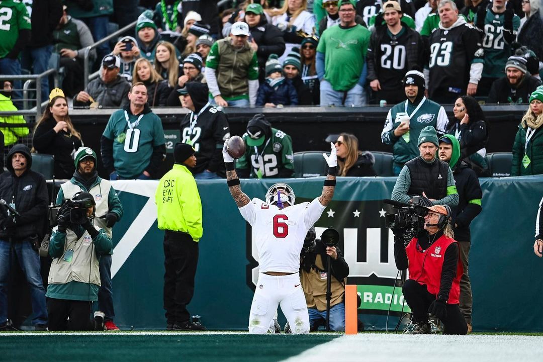 The Intensity and Passion of James Conner's Football…