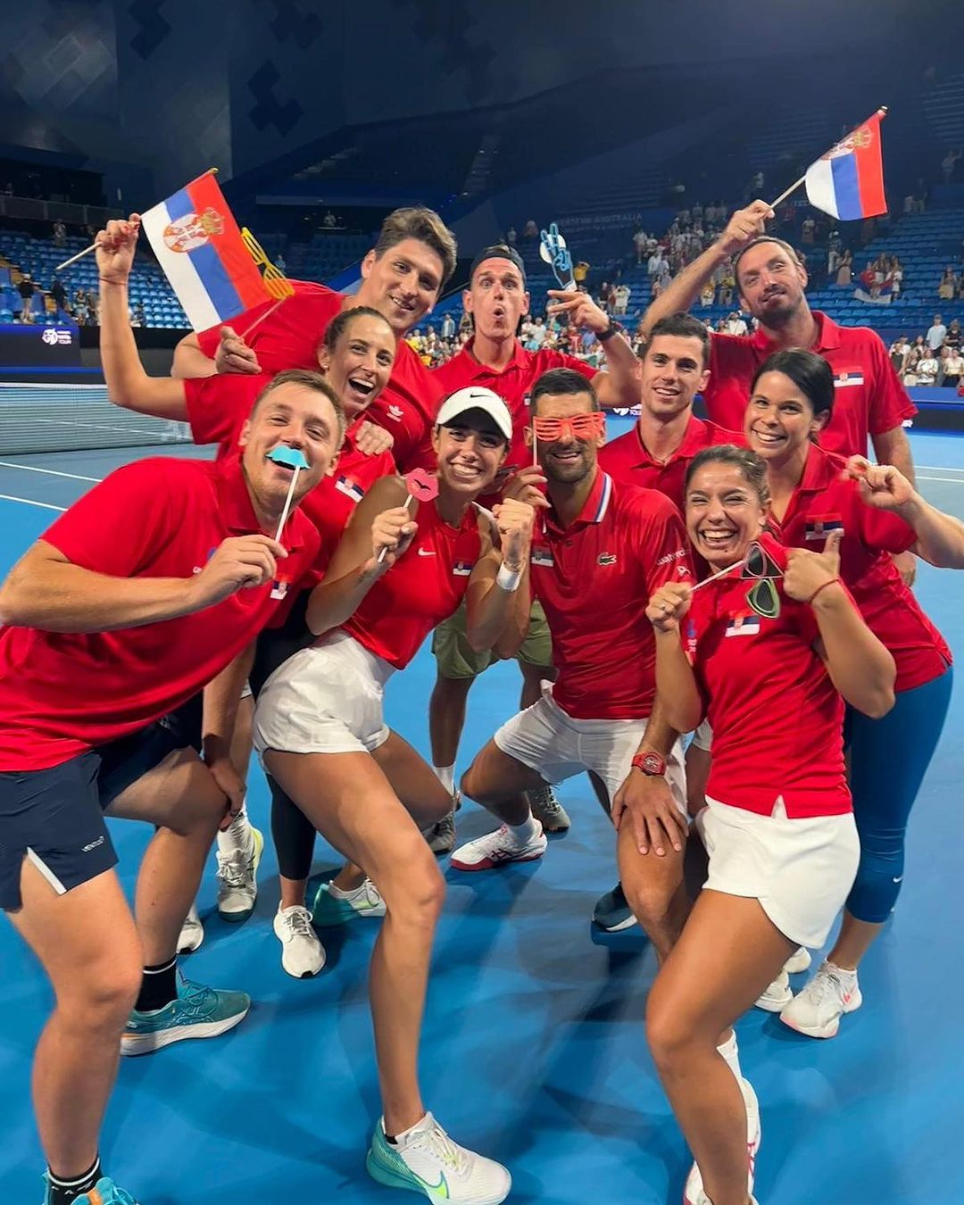 Novak Djokovic and Team Serbia Celebrate Friendship…