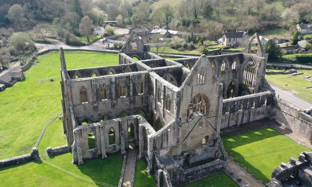 Tintern Abbey excavation suggests poor people were…