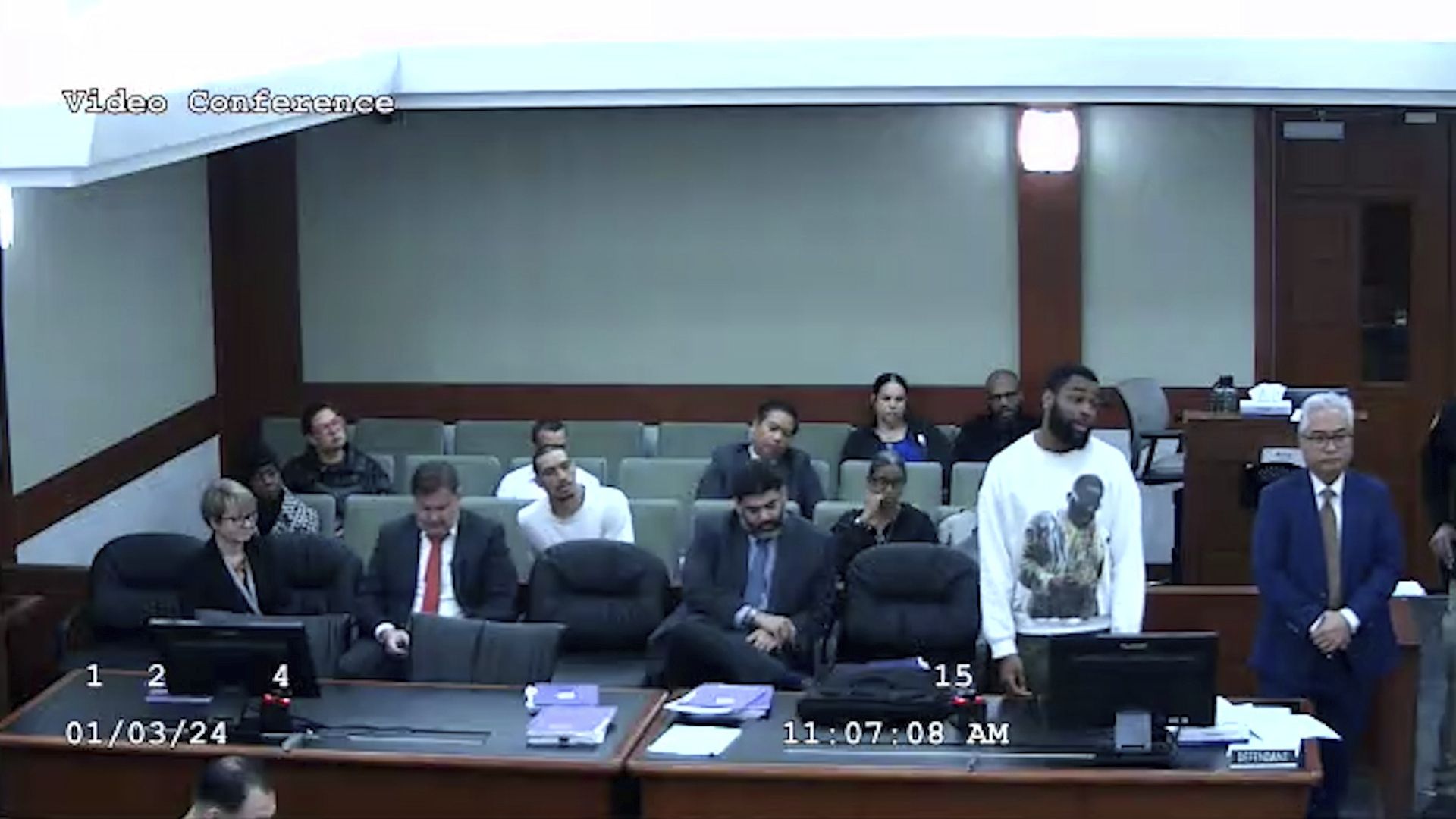 Shocking courtroom attack: Judge injured, chaos ensues…