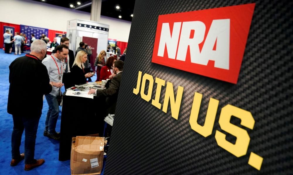 Former NRA chief of staff admits wrongdoing before…