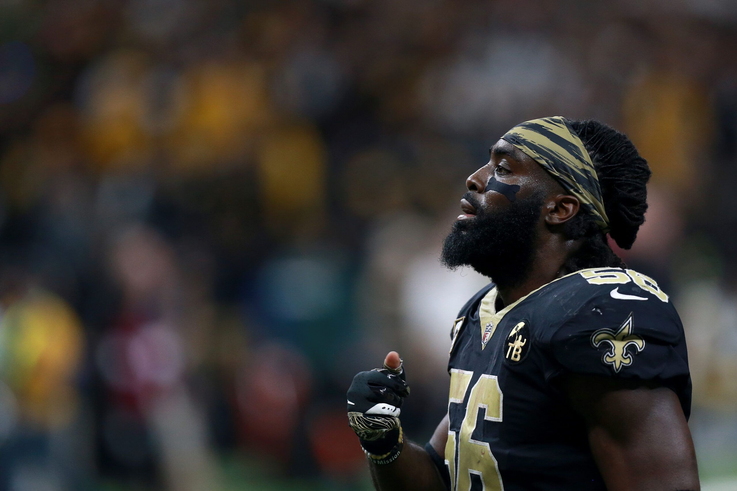WATCH: Demario Davis addresses Saints pregame huddle…
