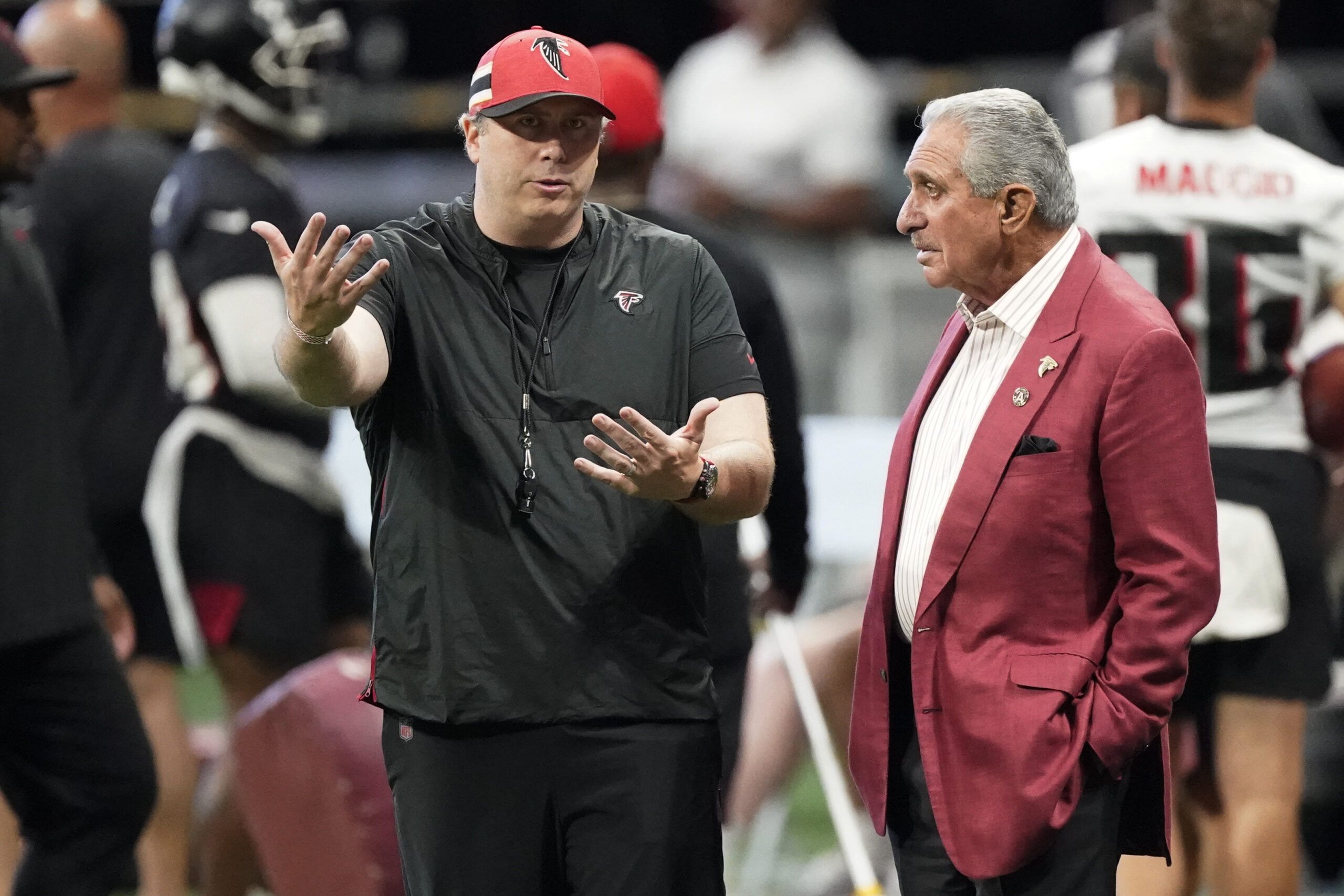 Falcons owner says Arthur Smith has ‘not met our…