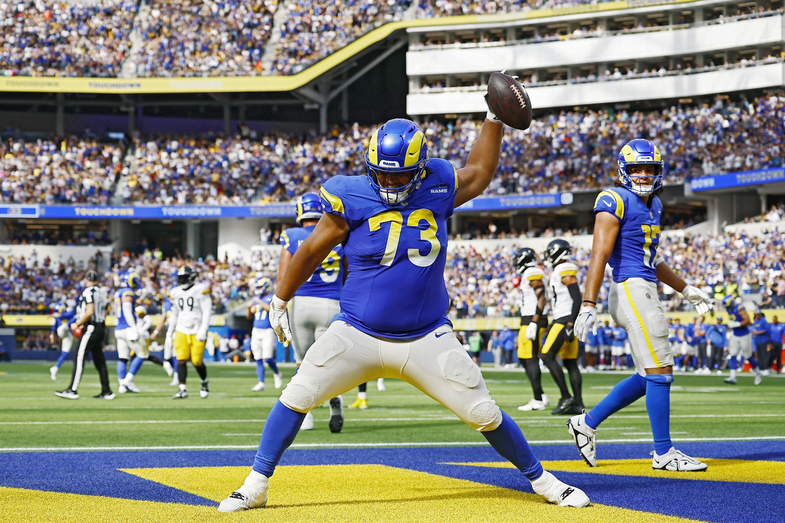 Steve Avila was the only Rams player to play every…