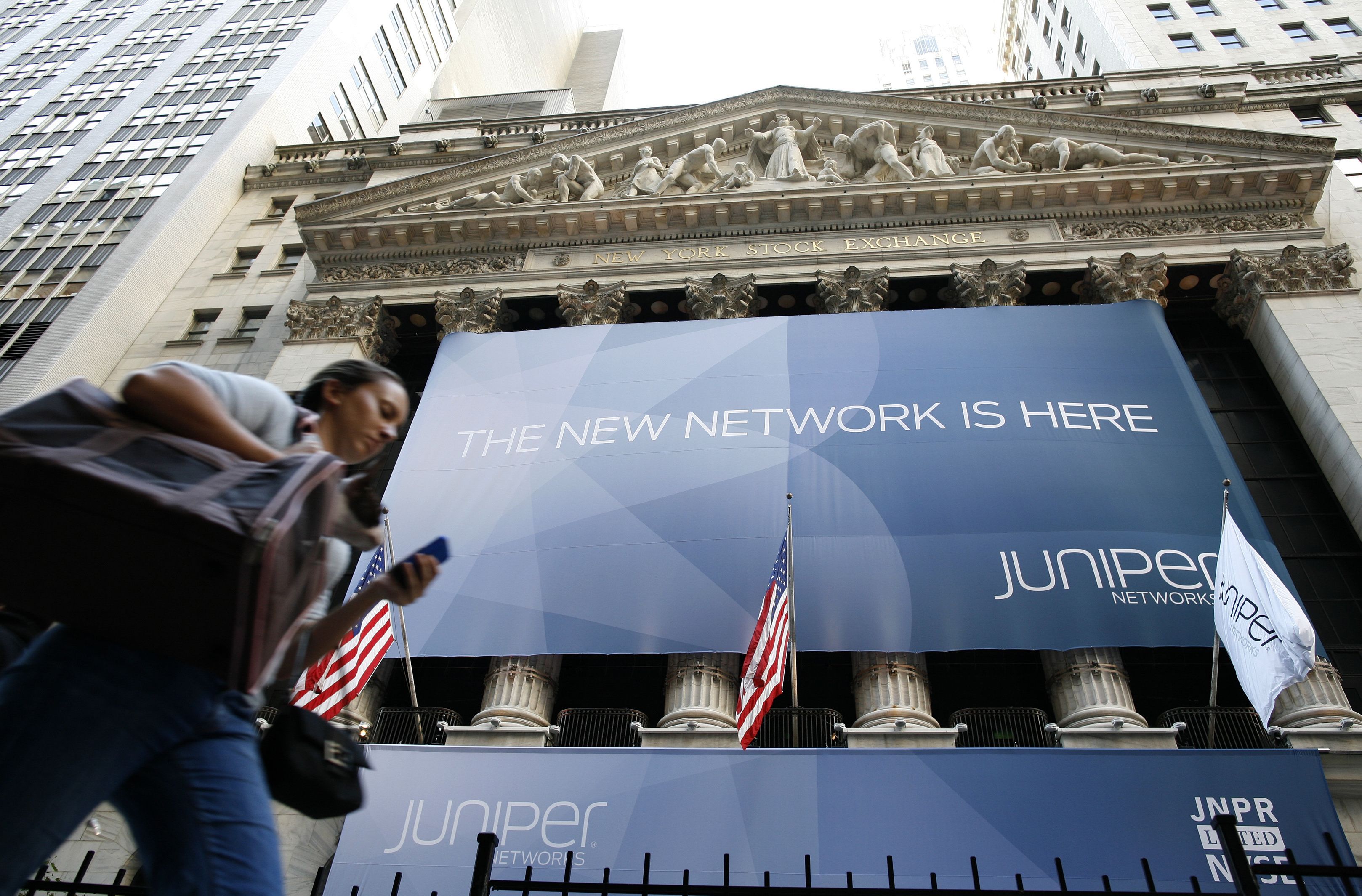 Jumping Juniper: Hewlett Packard Enterprise Nears… Jumping Juniper: Hewlett Packard Enterprise Nears…
