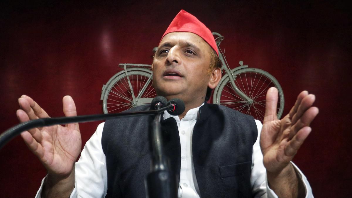 Akhilesh meets party MLAs, ex-MLAs; says 2024 election…
