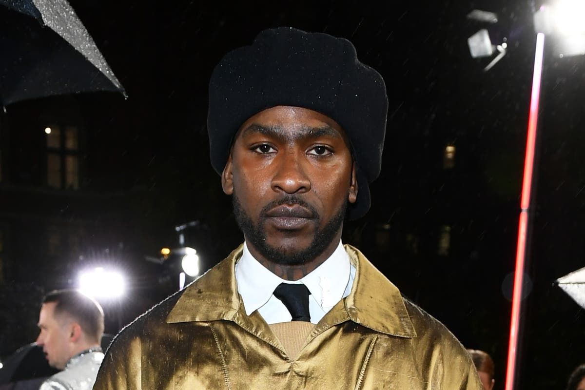 Skepta responds after fans allege song artwork…
