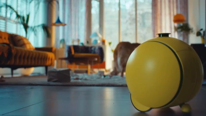 Samsung shows off AI smart home robot called Ballie