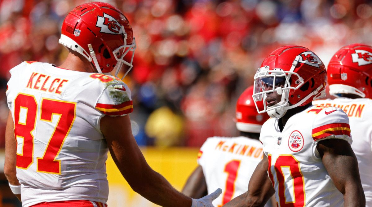 Travis Kelce Says Chiefs Fans Will Give Tyreek Hill…