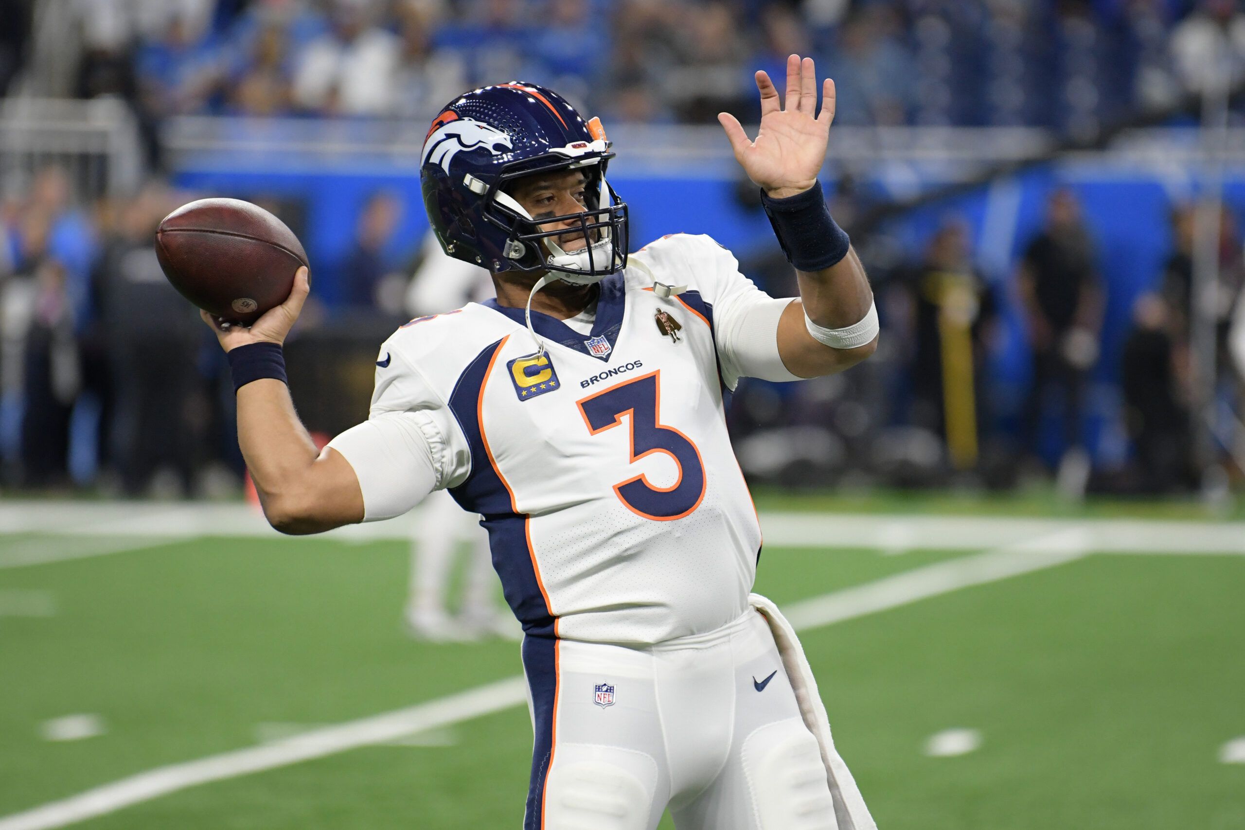 Broncos say QB Russell Wilson could remain with team…