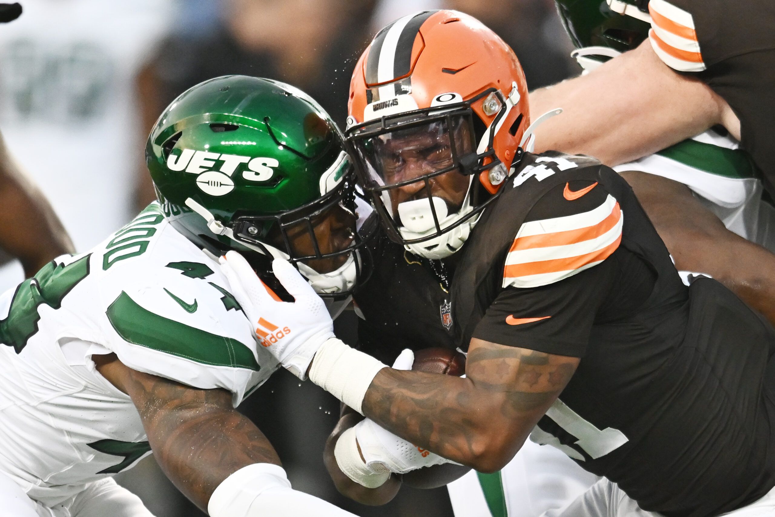 Browns elevate RB John Kelly Jr., K Riley Patterson…