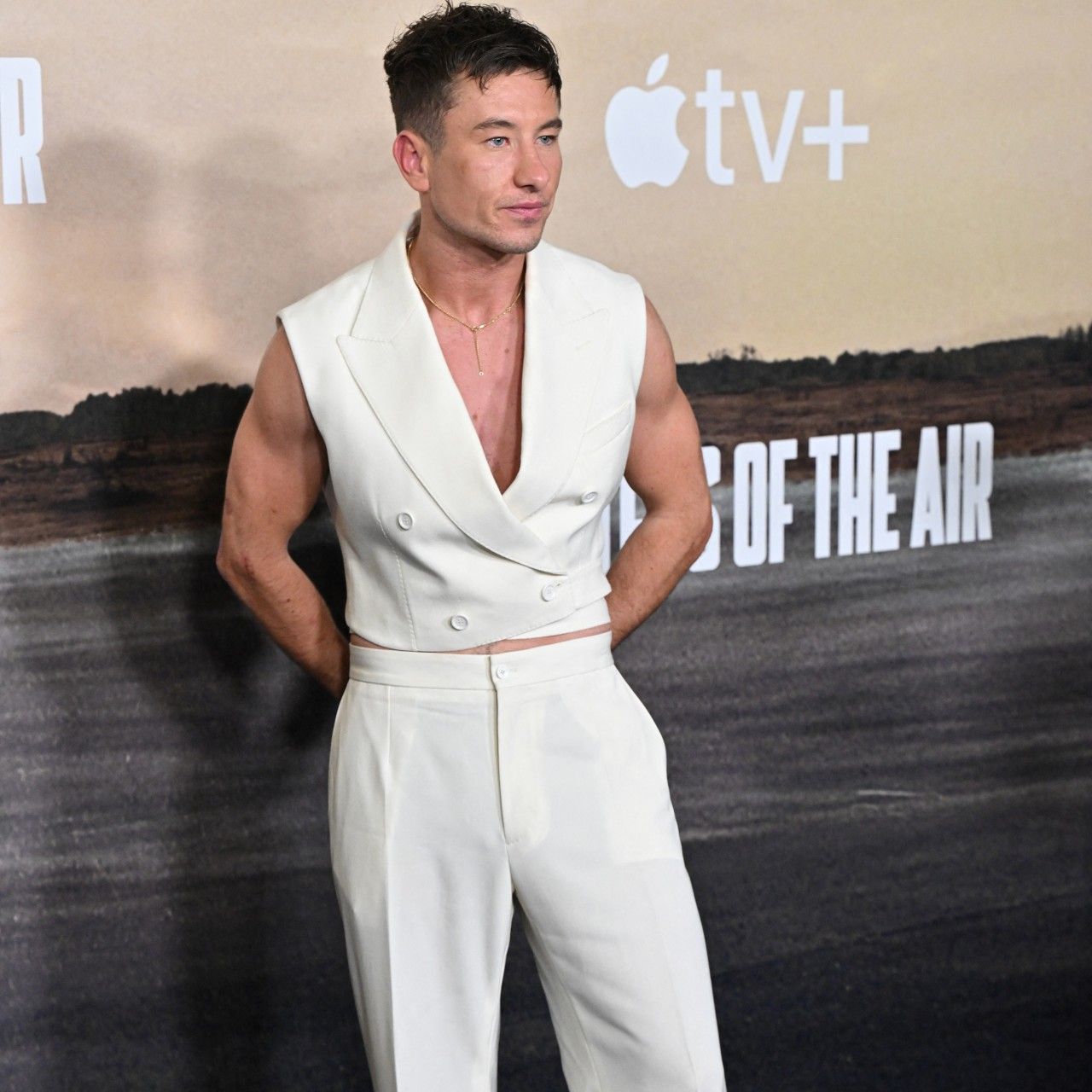 Barry Keoghan Wore His Biceps to the L.A. Premiere of…